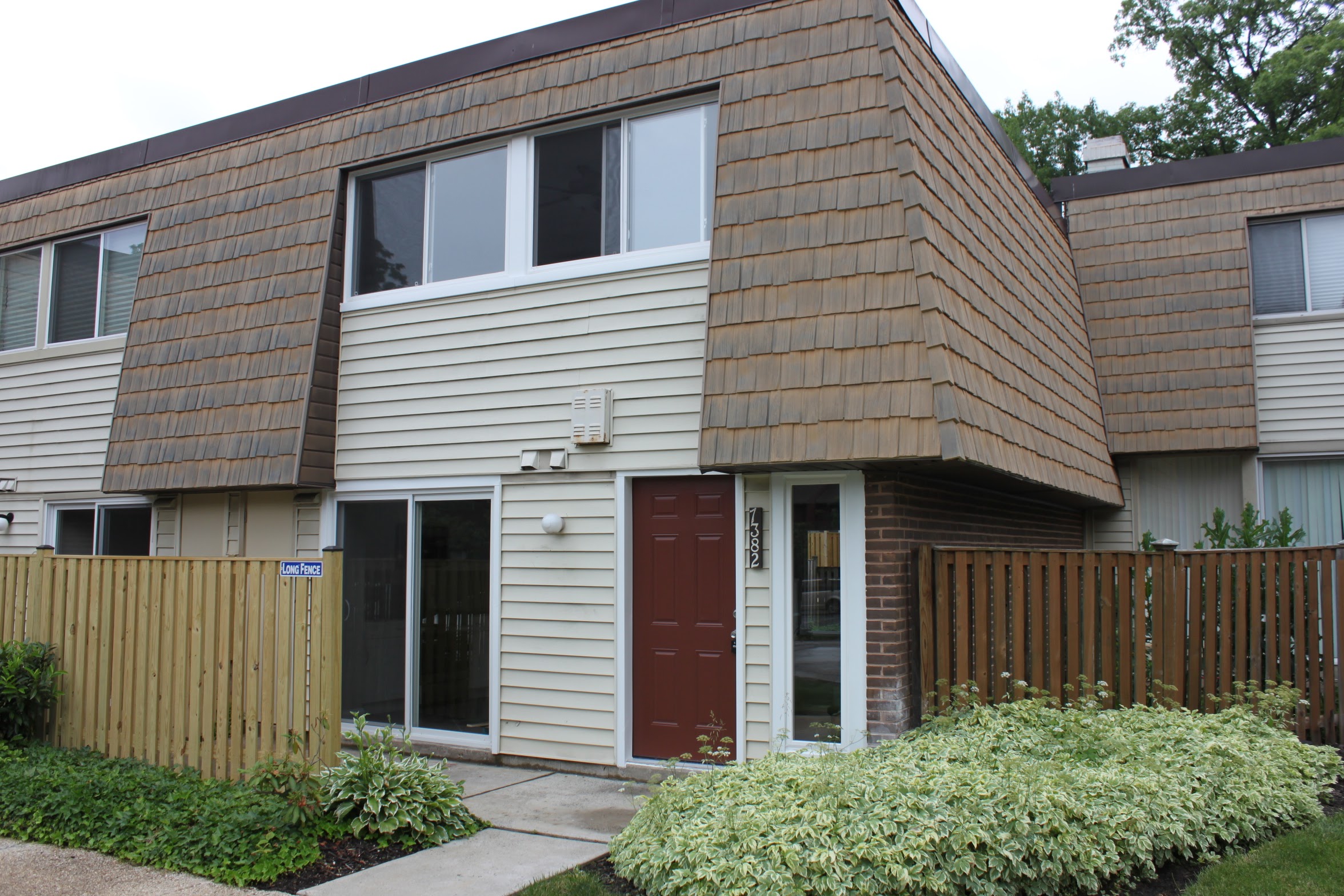 7382 park Heights 21208